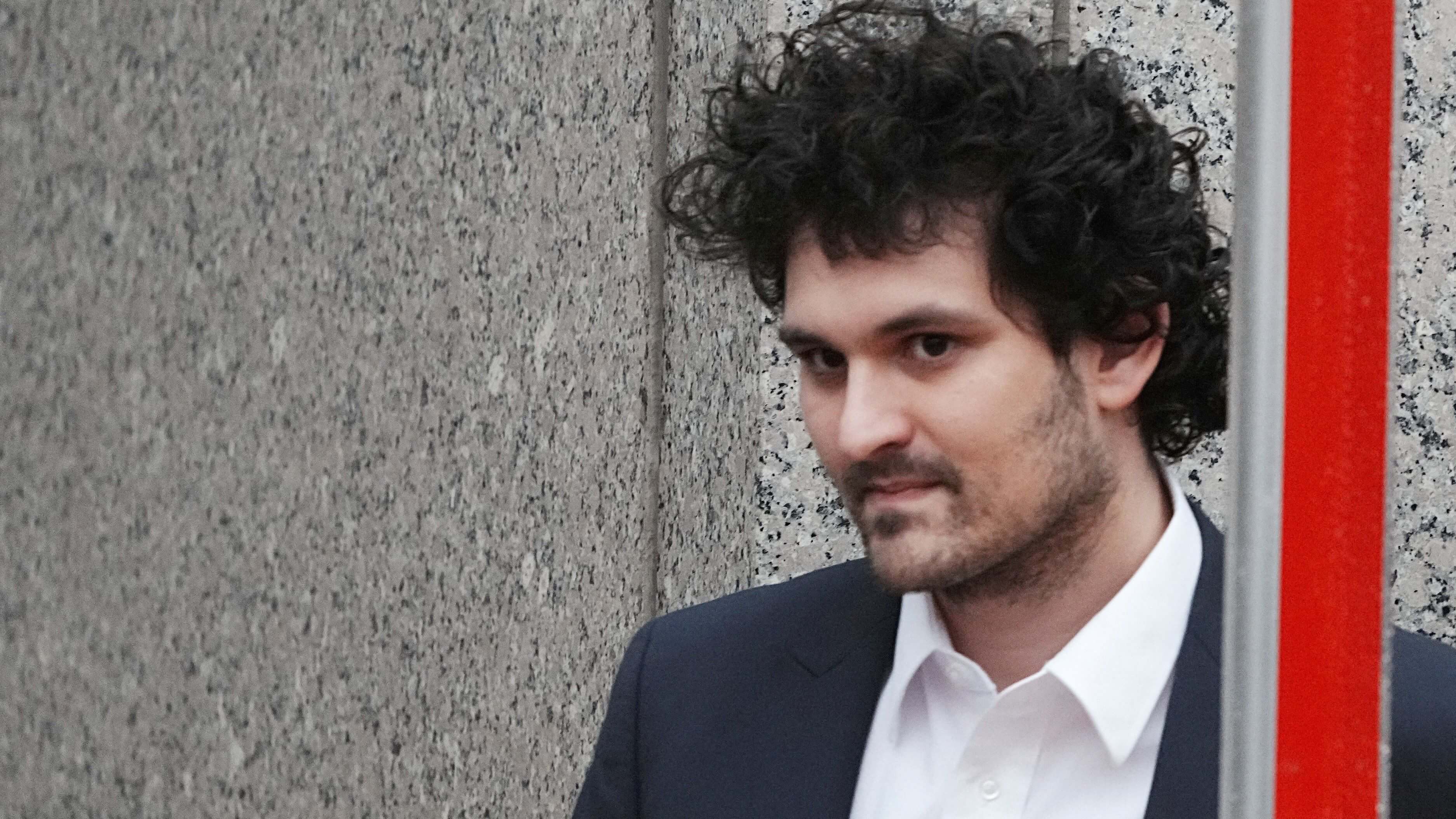 FTX's Bankman-Fried, Charged With 'Epic' Fraud, Released On $250 ...