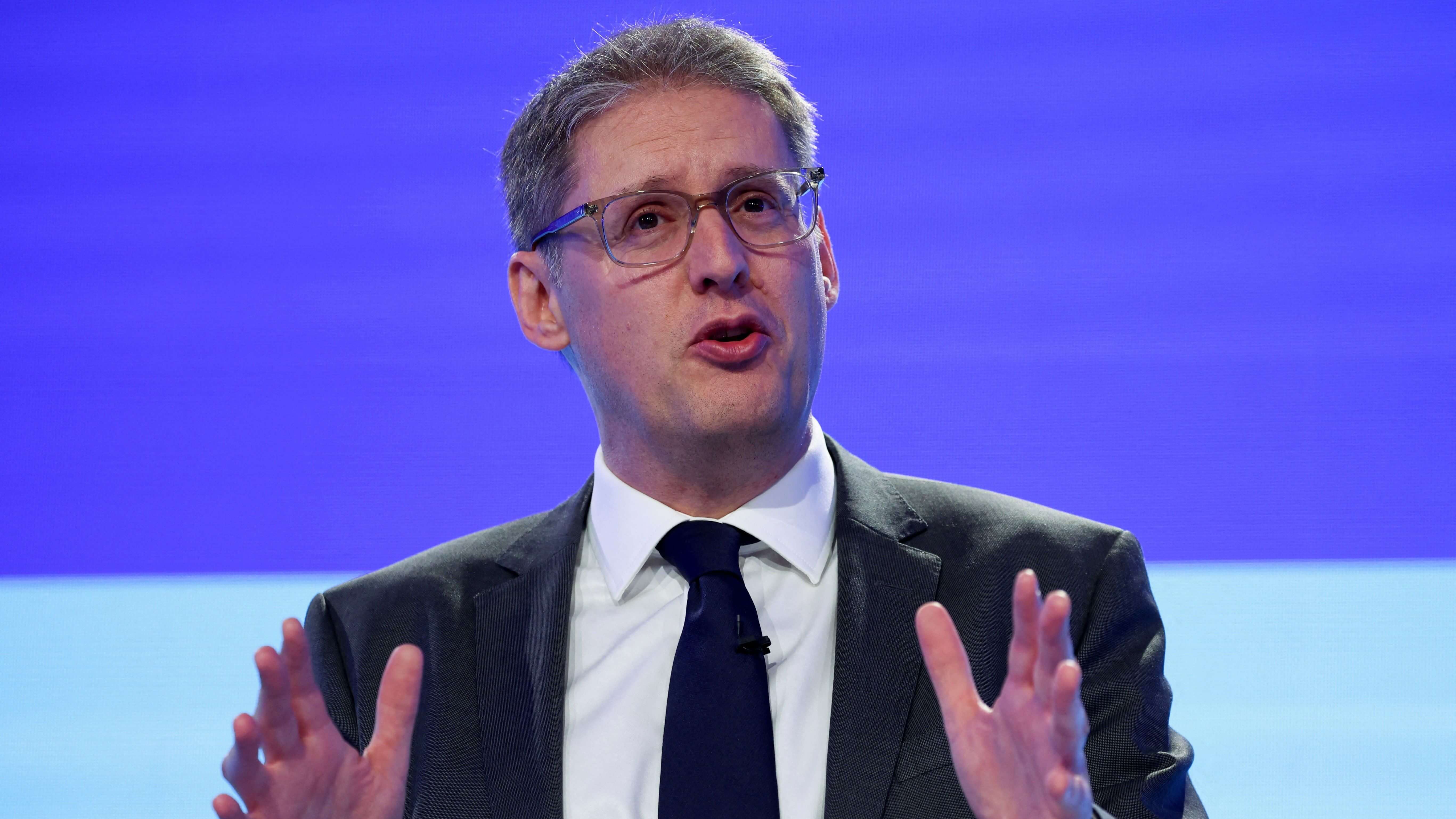 UK's Scandal-Hit CBI Fires Director-General After Complaints - Minutehack