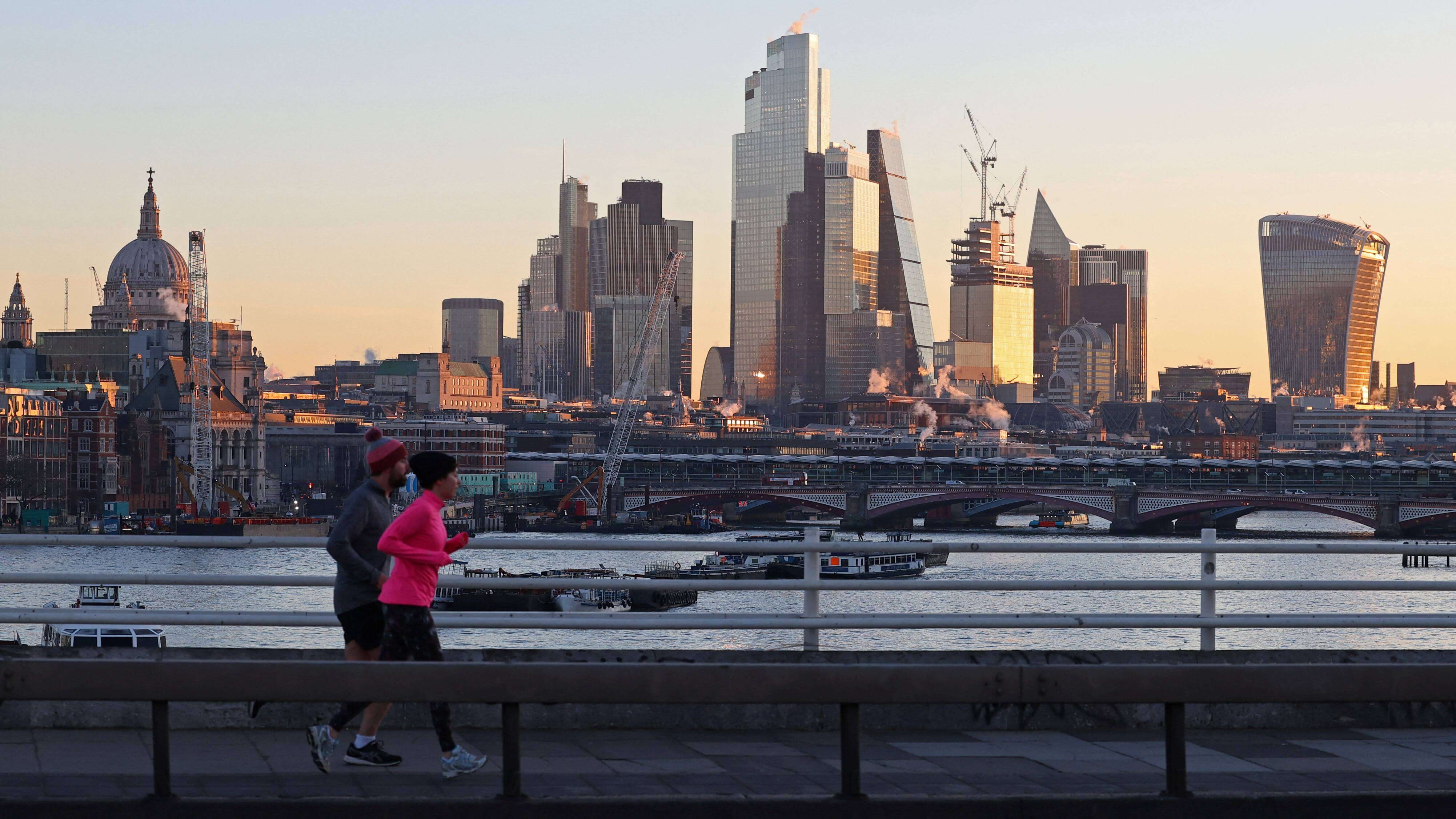 The Unconventional Story Of Draven McConville’s Tech Success - Minutehack