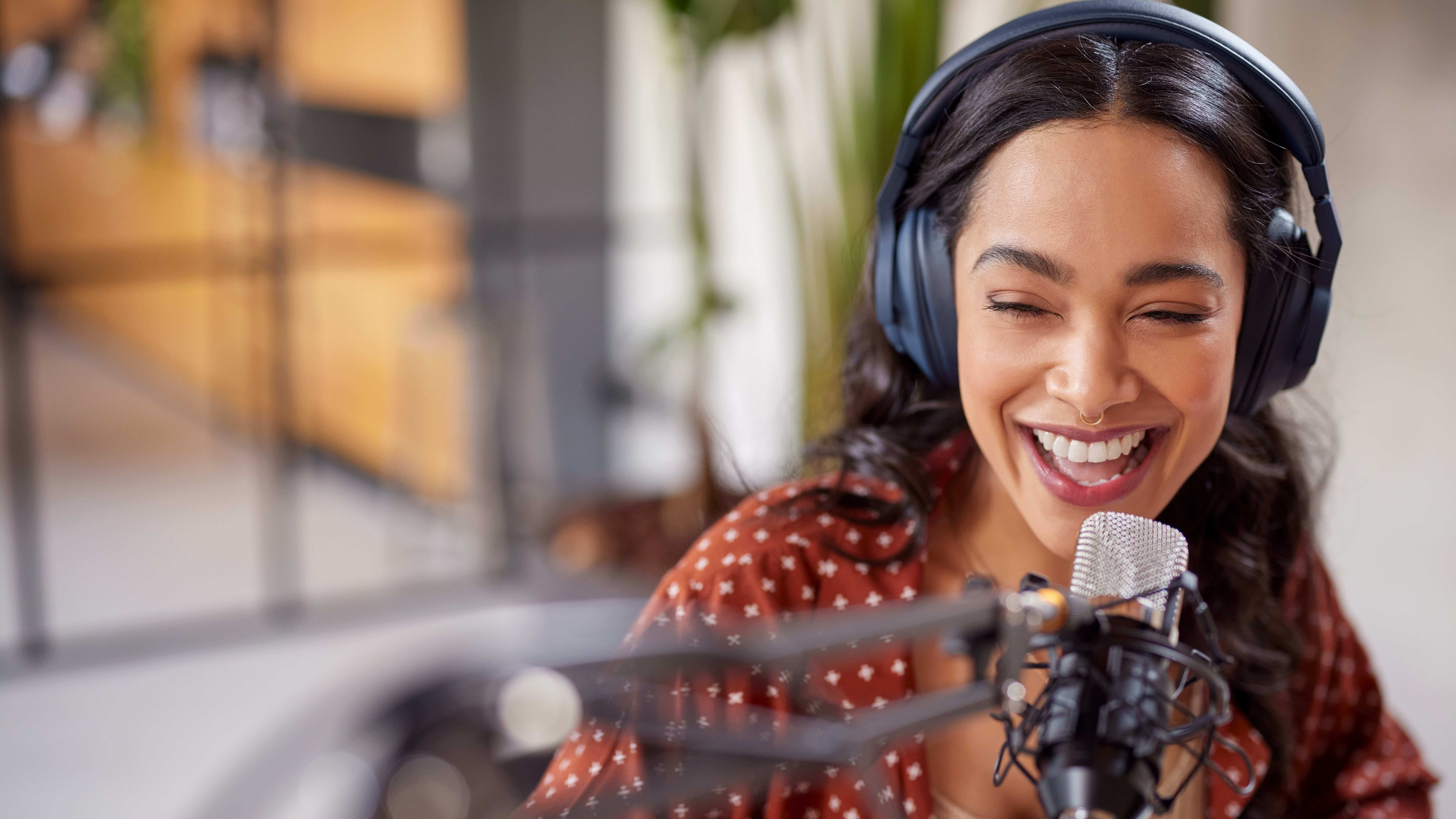 5 Ways A Podcast Benefits From Using A Professional Studio - Minutehack